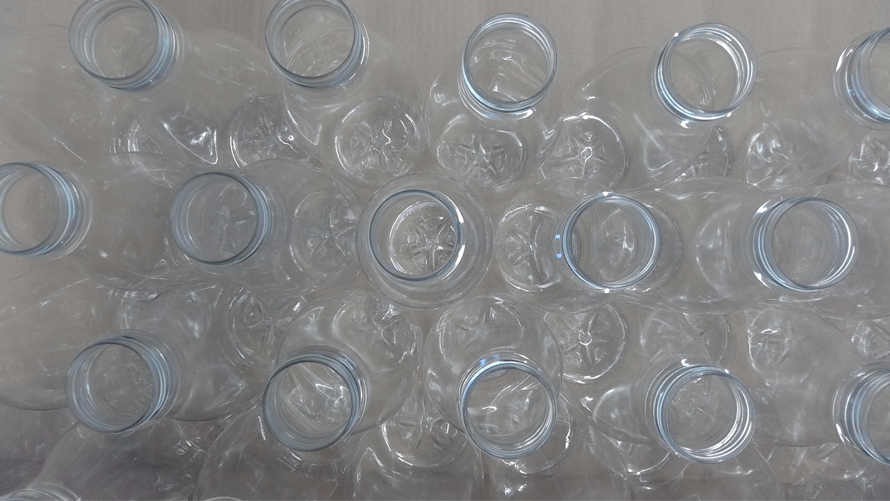 elkemelk_bottles Object Detection Dataset by ElkemelkBottles