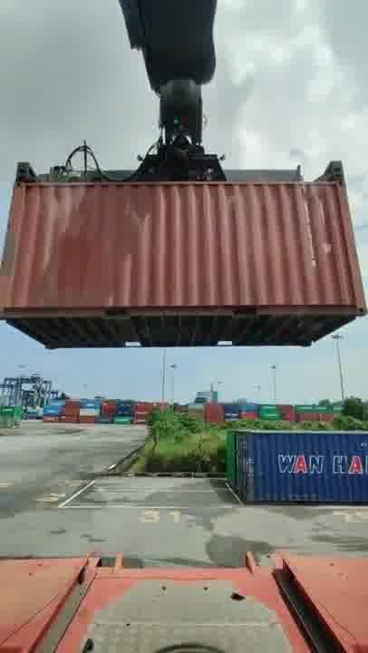Prime mover and container Object Detection Dataset by Test