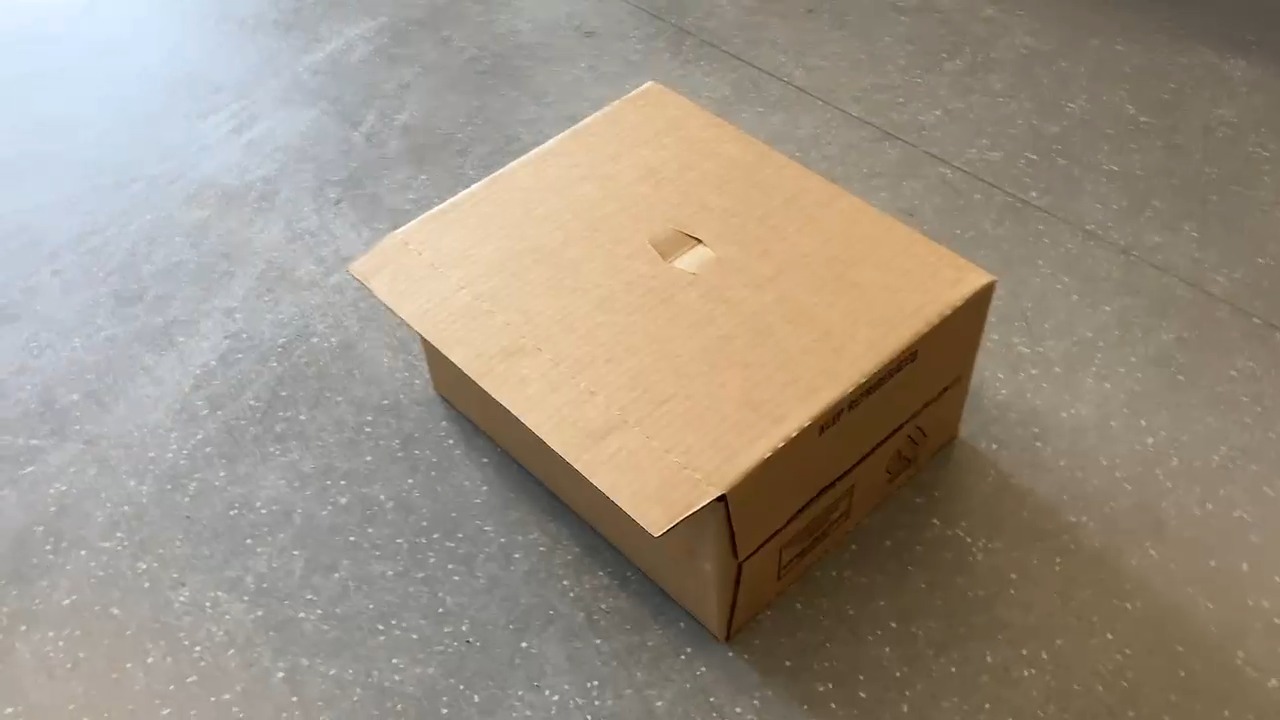 cardboard boxes Object Detection Dataset and Pre-Trained Model by DefectDetection