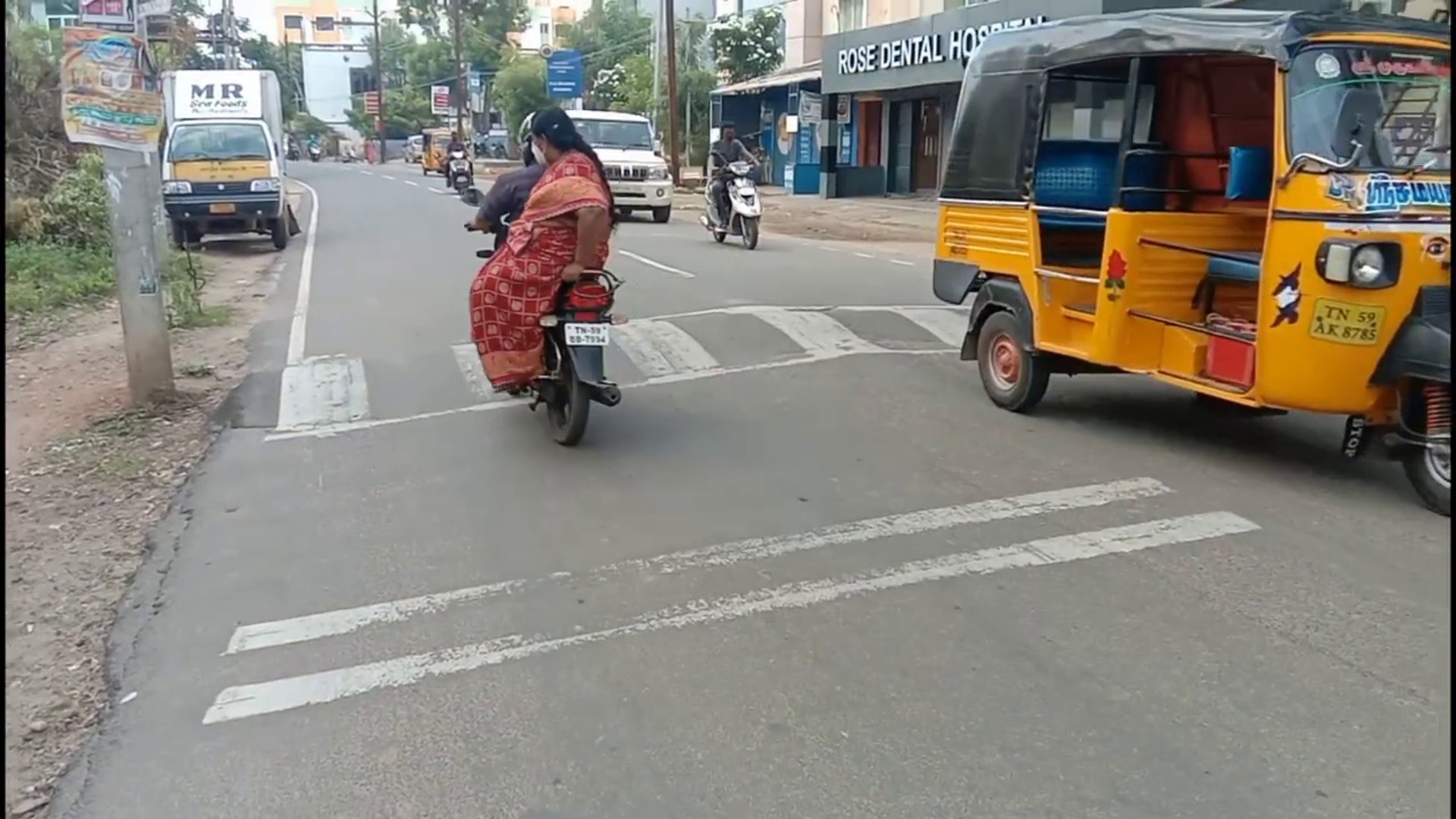 Speed Breaker Object Detection Dataset By Crest Ai