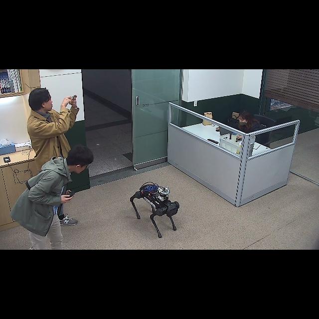 Hoist segmentation Instance Segmentation Model by person training