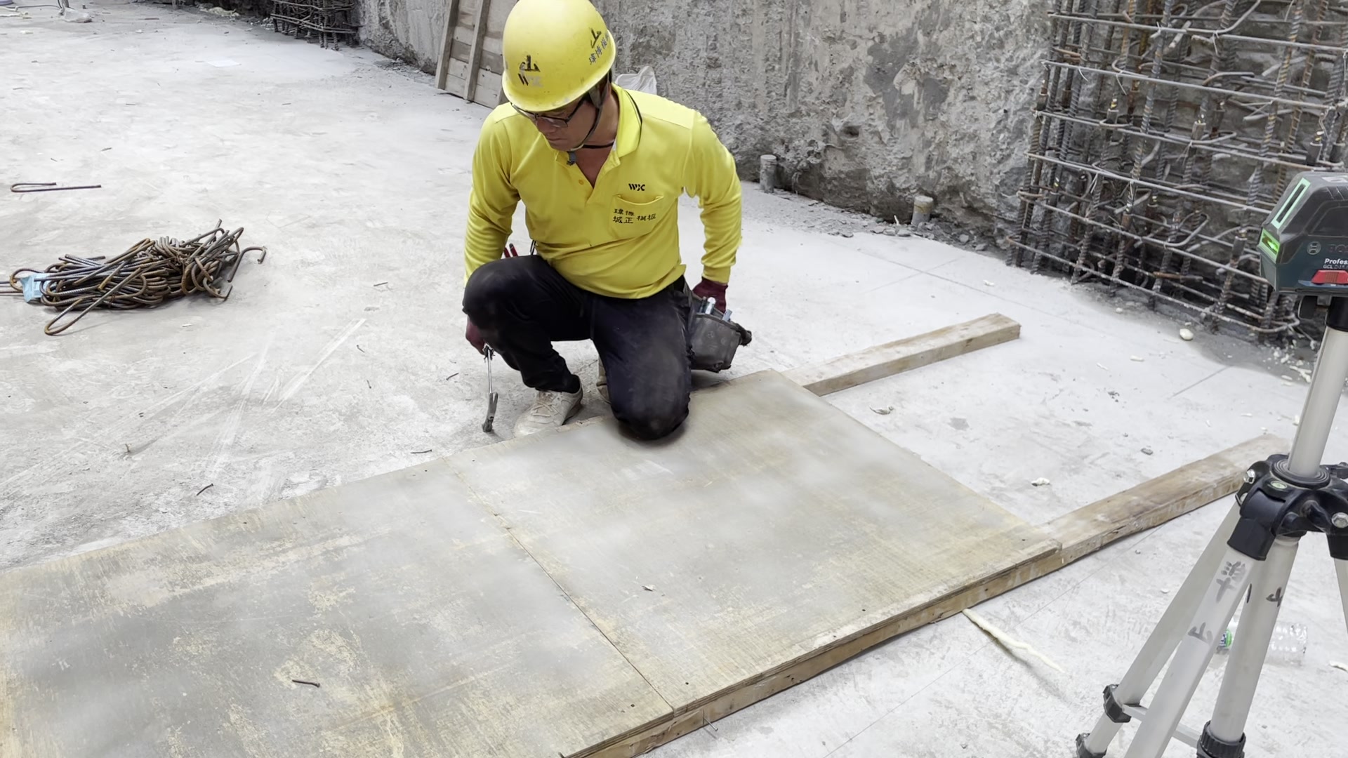 H. formwork & concrete Object Detection Dataset by ntucae