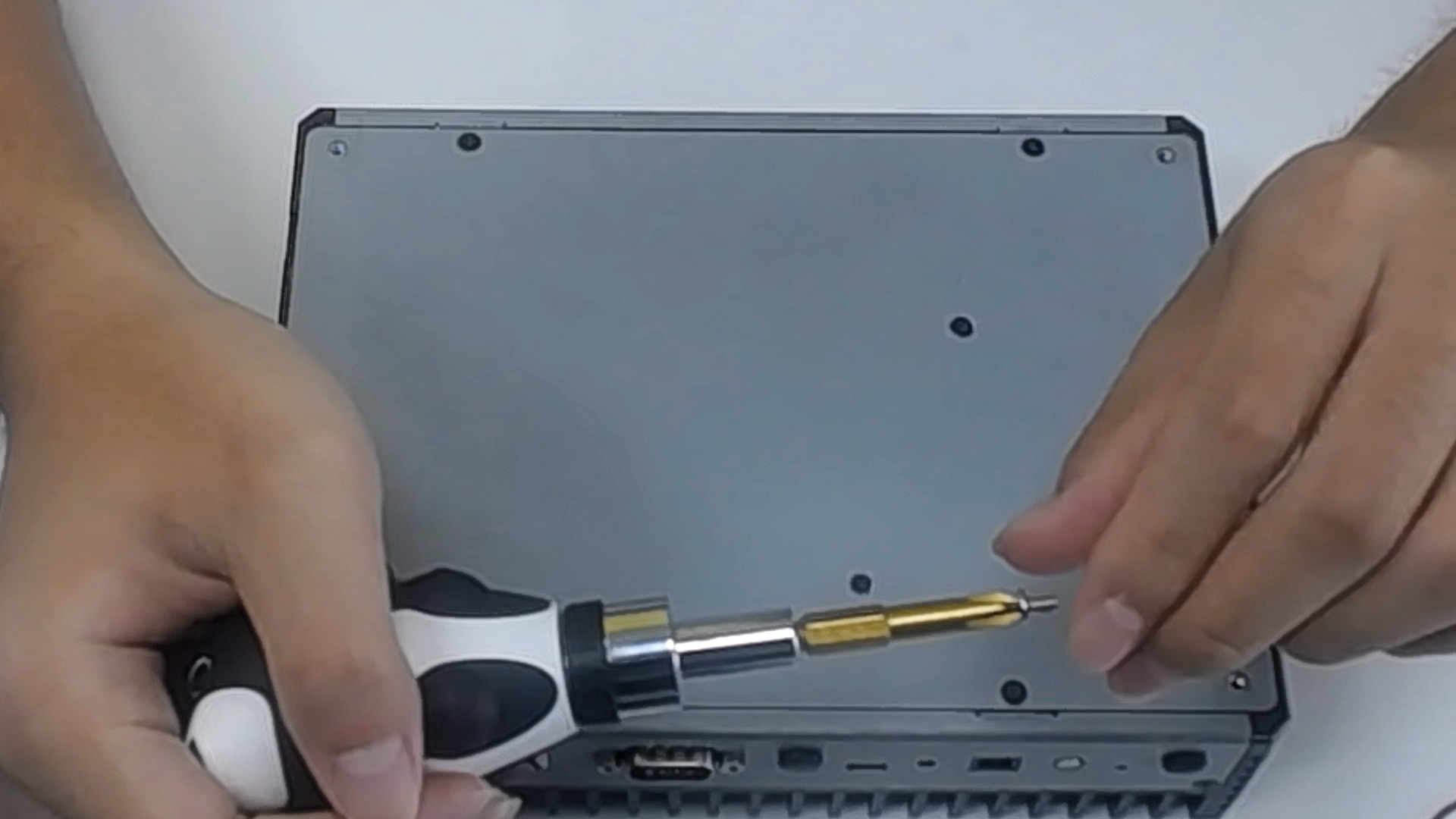 screw_assemblyv3 Object Detection Dataset by Computerassemble