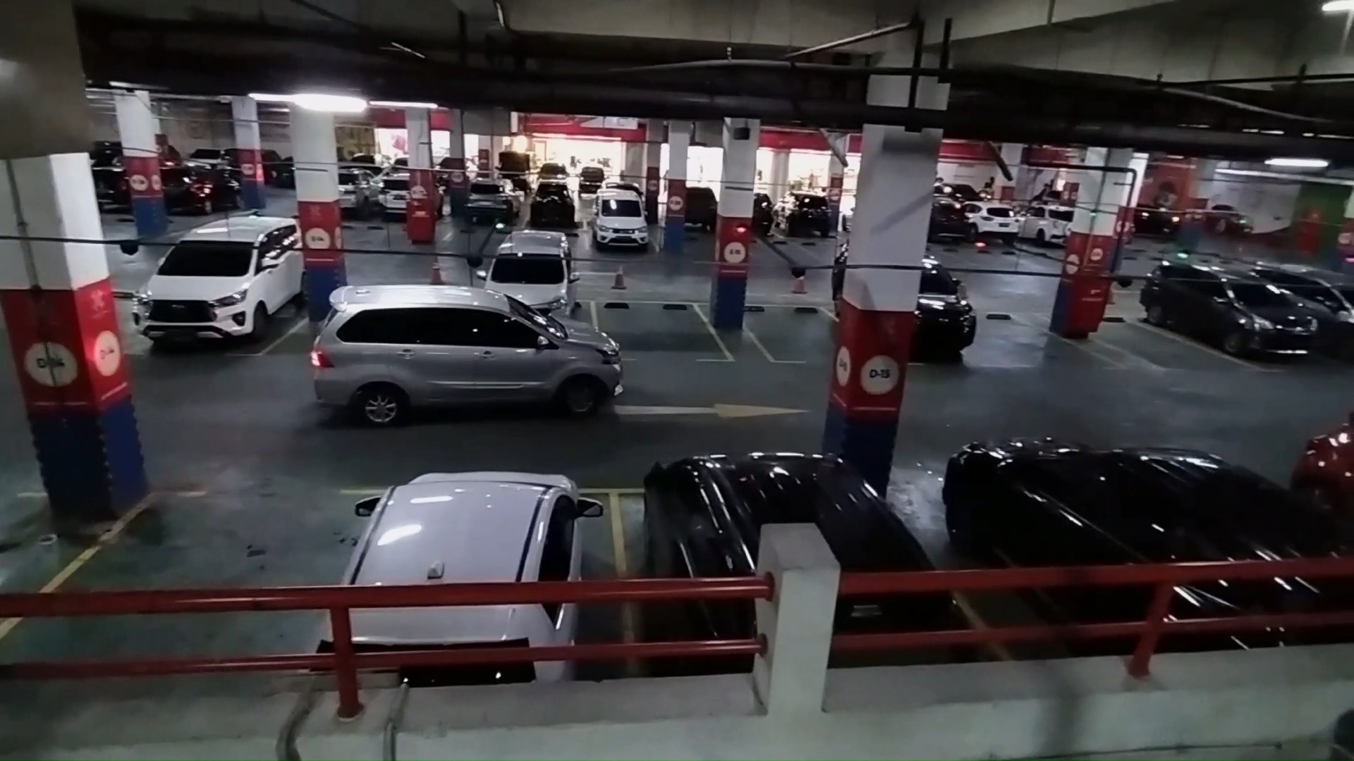 Parking Lot Object Detection Model By Parking