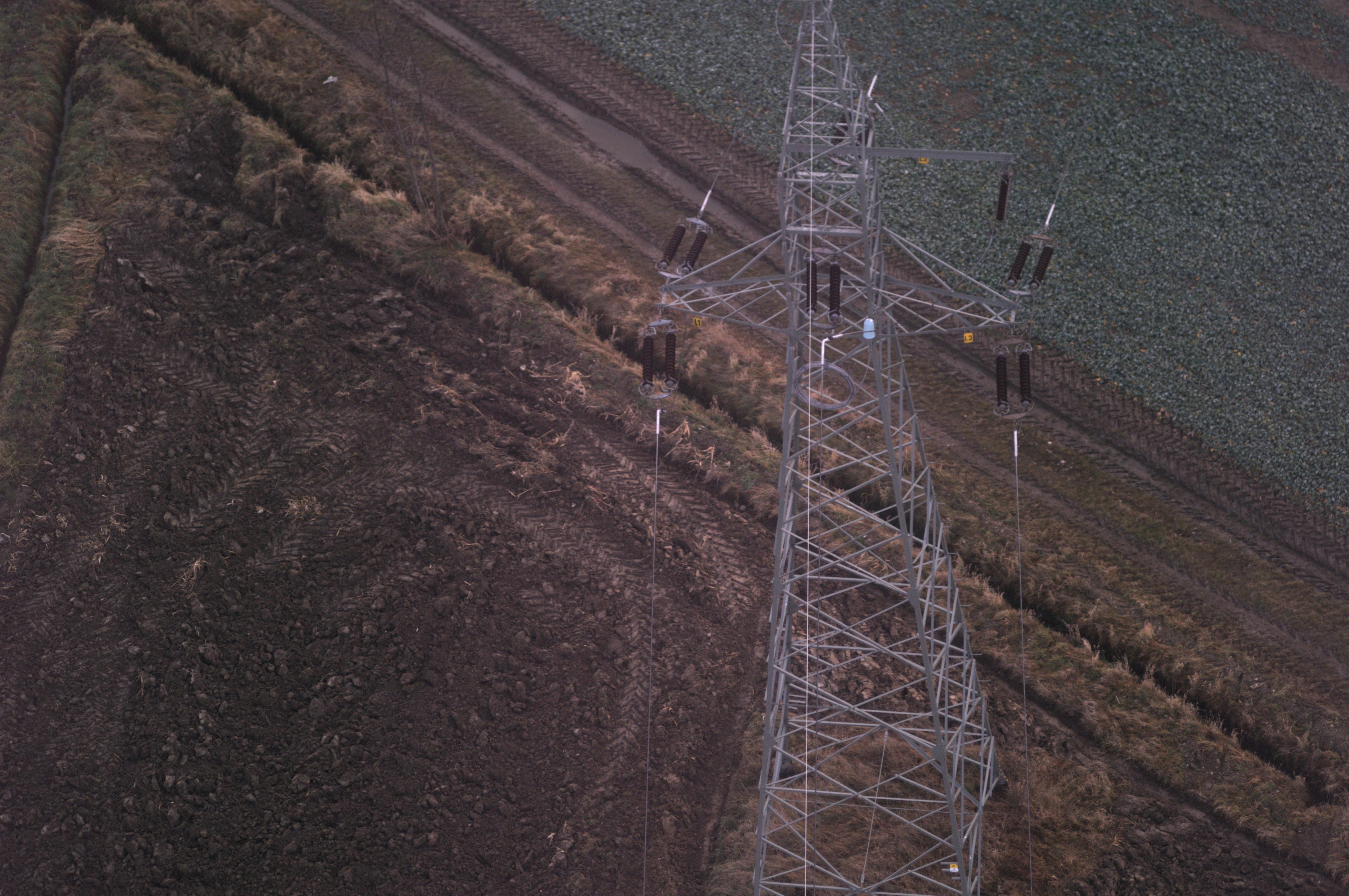 Electric Pole Side Object Detection Dataset V1 2022 11 28 12 05am By