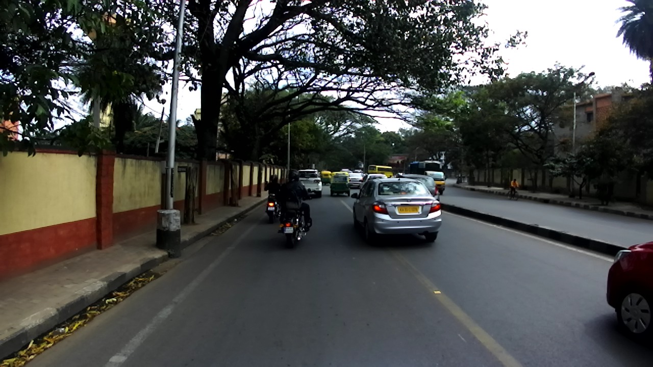 Better vehicle detection Object Detection Model by Vehicle Detection