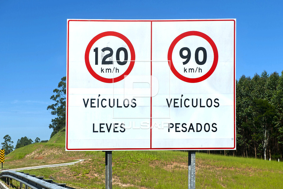 Top 90km Datasets and Models | Roboflow Universe