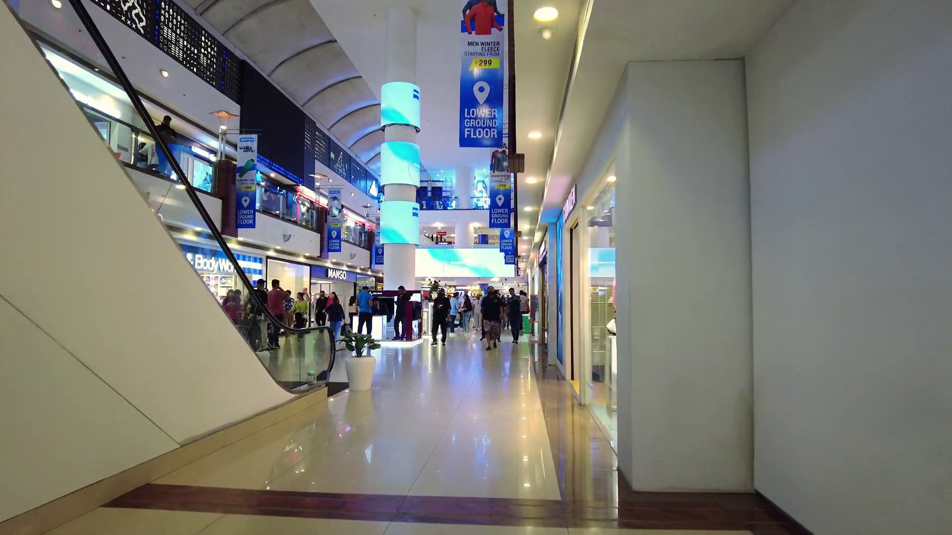 Mall Walk Object Detection Dataset by Thingtrax