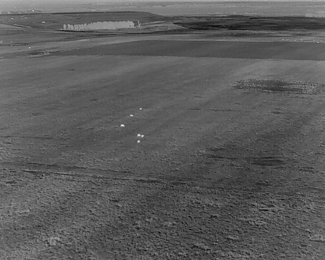 Drone project (drone-project-7jmpr) - Roboflow Universe