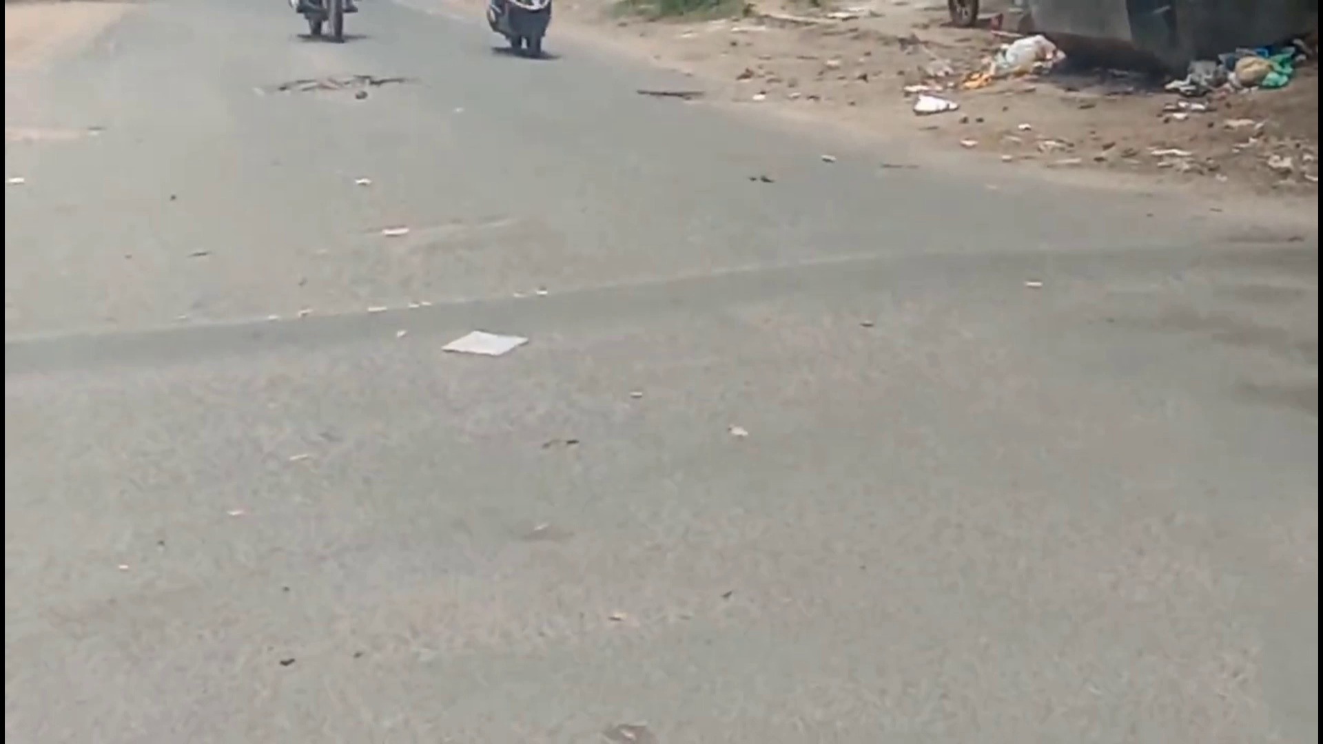 Speed bumps detection Object Detection Dataset by SpeedBumps