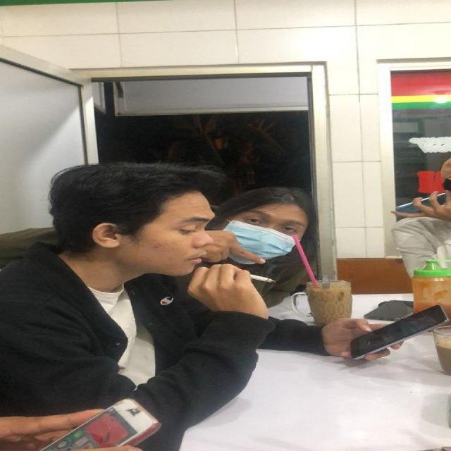 Cigratte-Detection Object Detection Dataset and Pre-Trained Model by Comsats University