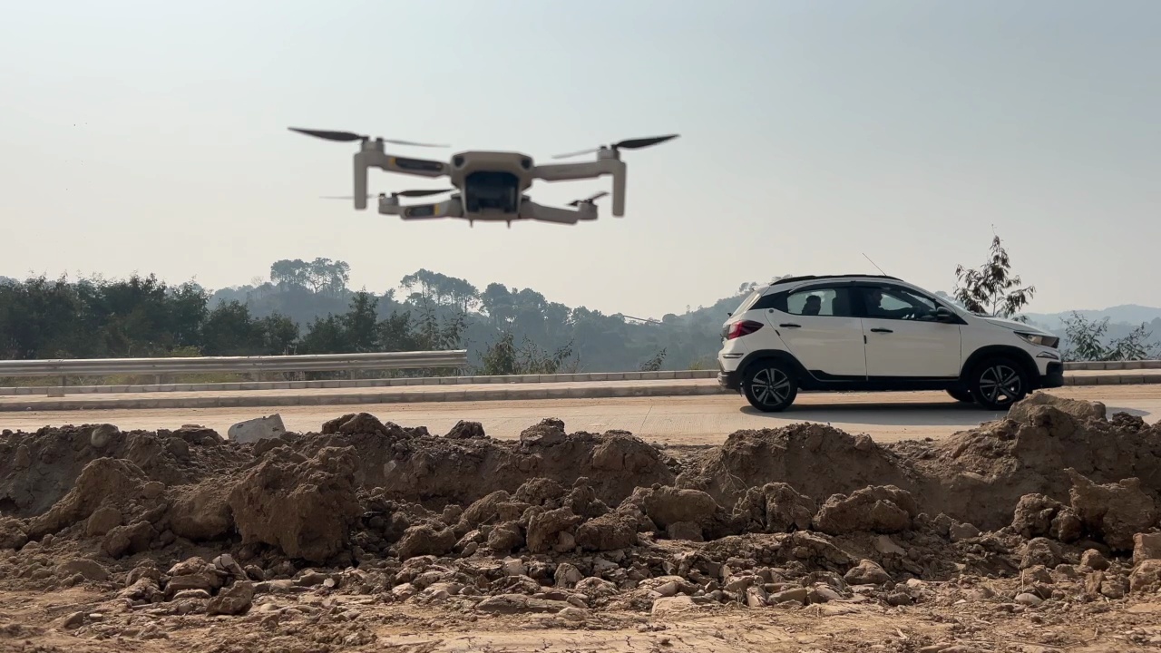 Bird + Drone Object Detection Dataset and Pre-Trained Model by c