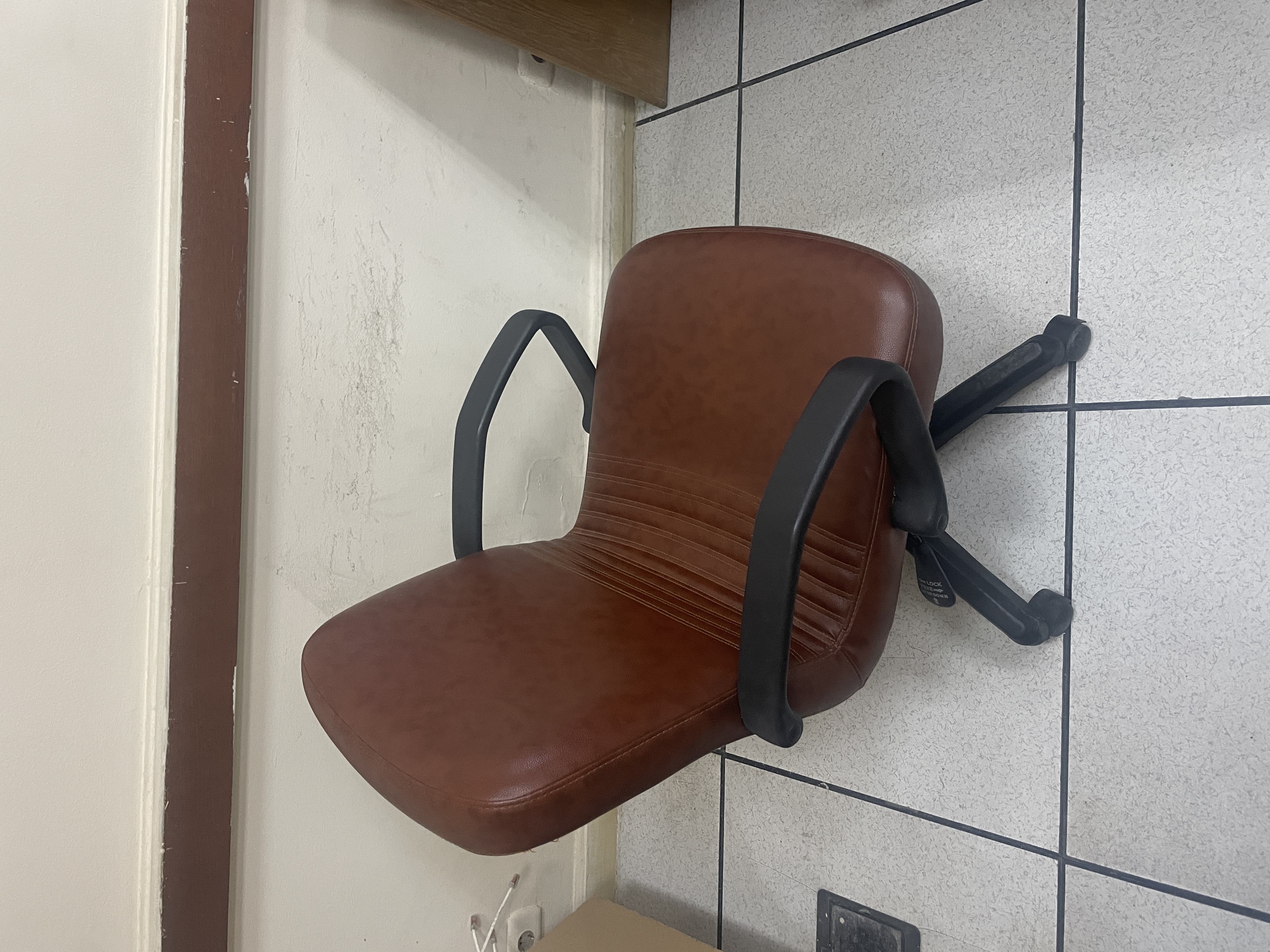 chairs dataset Object Detection Model by swar