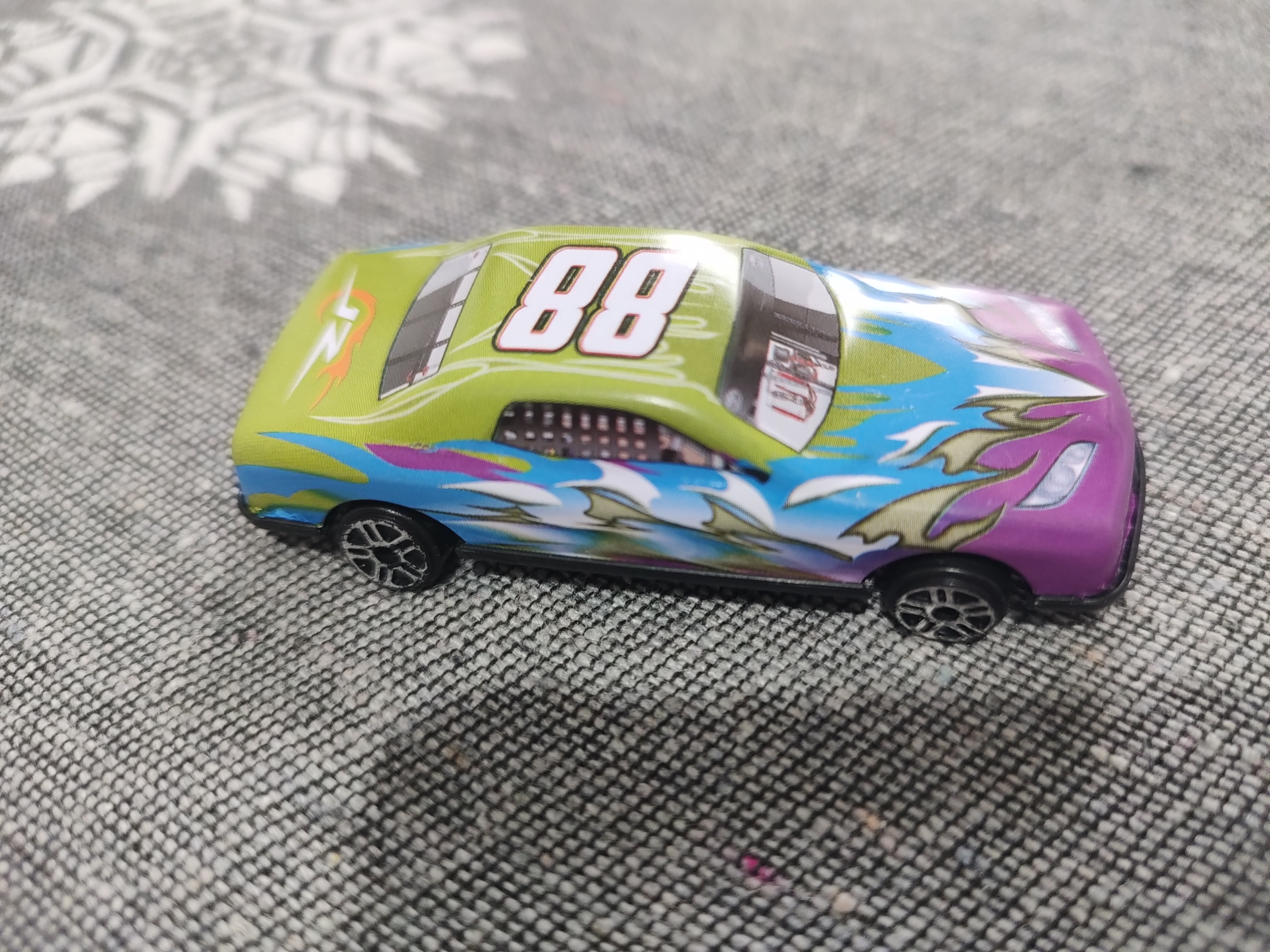 Toy cars Object Detection Dataset by parkplatz