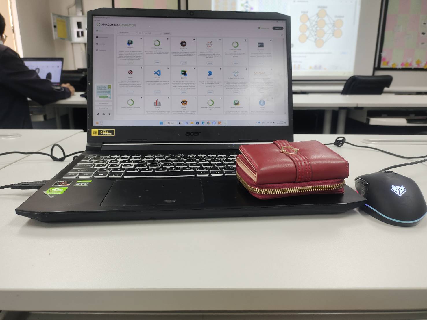 siri Object Detection Dataset and Pre-Trained Model by sirikanda