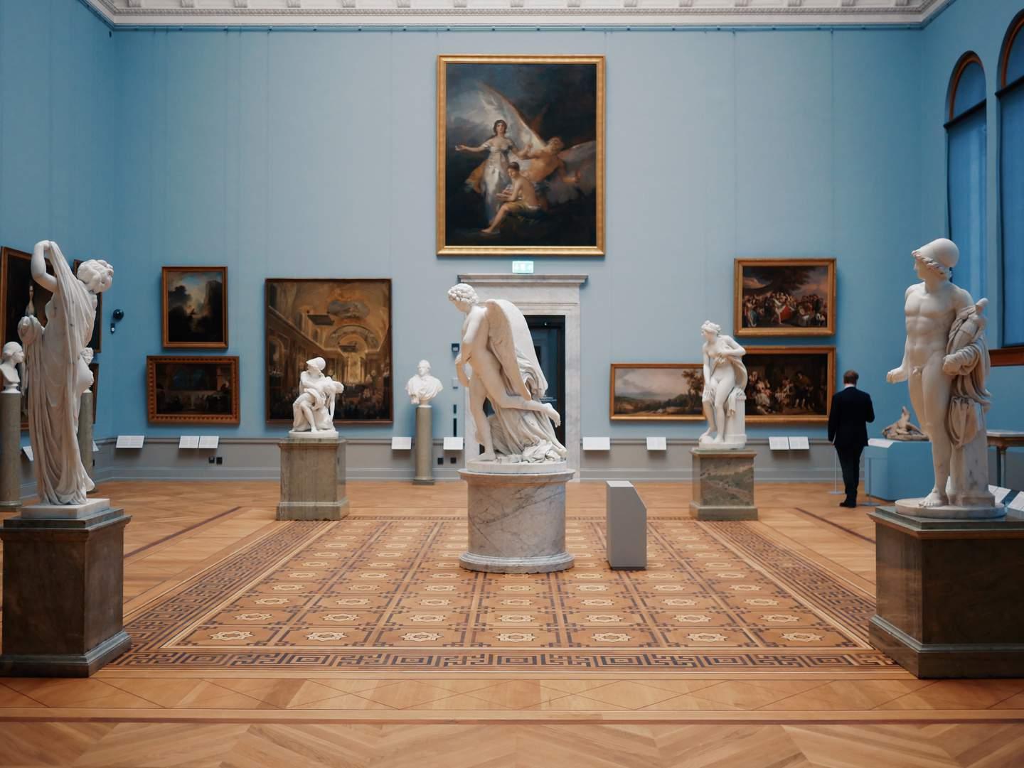 Paintings Object Detection Model by Vlad Stoenescu