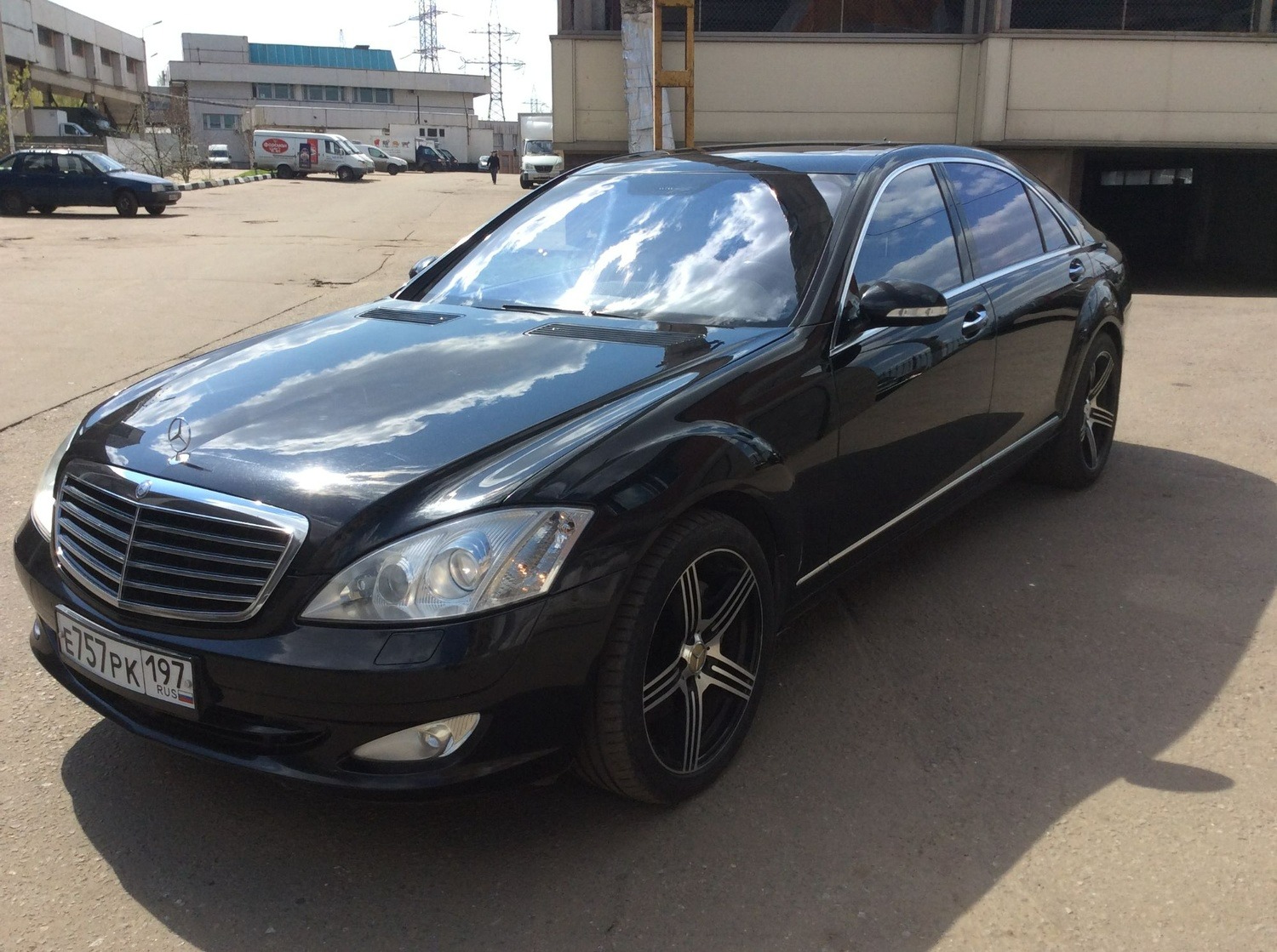 Rust and Scrach Instance Segmentation Model by aruzhan empress