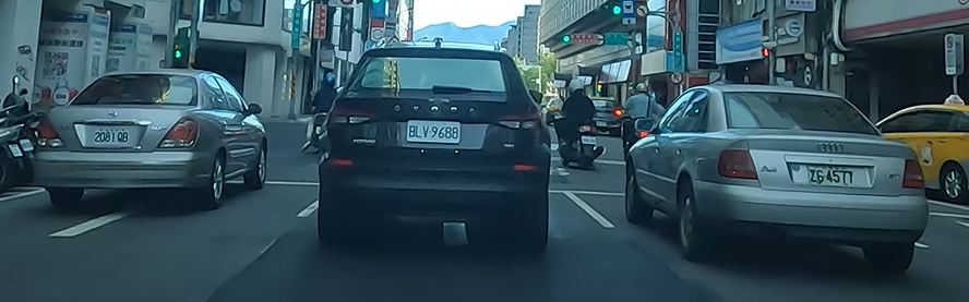 Yolov8 Car Object Detection Dataset And Pre Trained Model By Clown