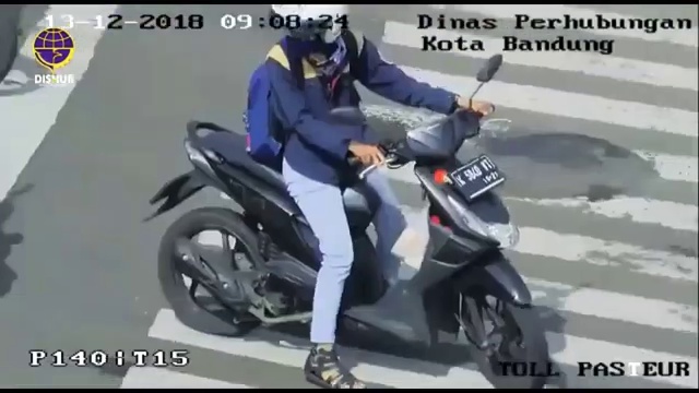 Helmet Segmentation Instance Segmentation Dataset And Pre Trained Model