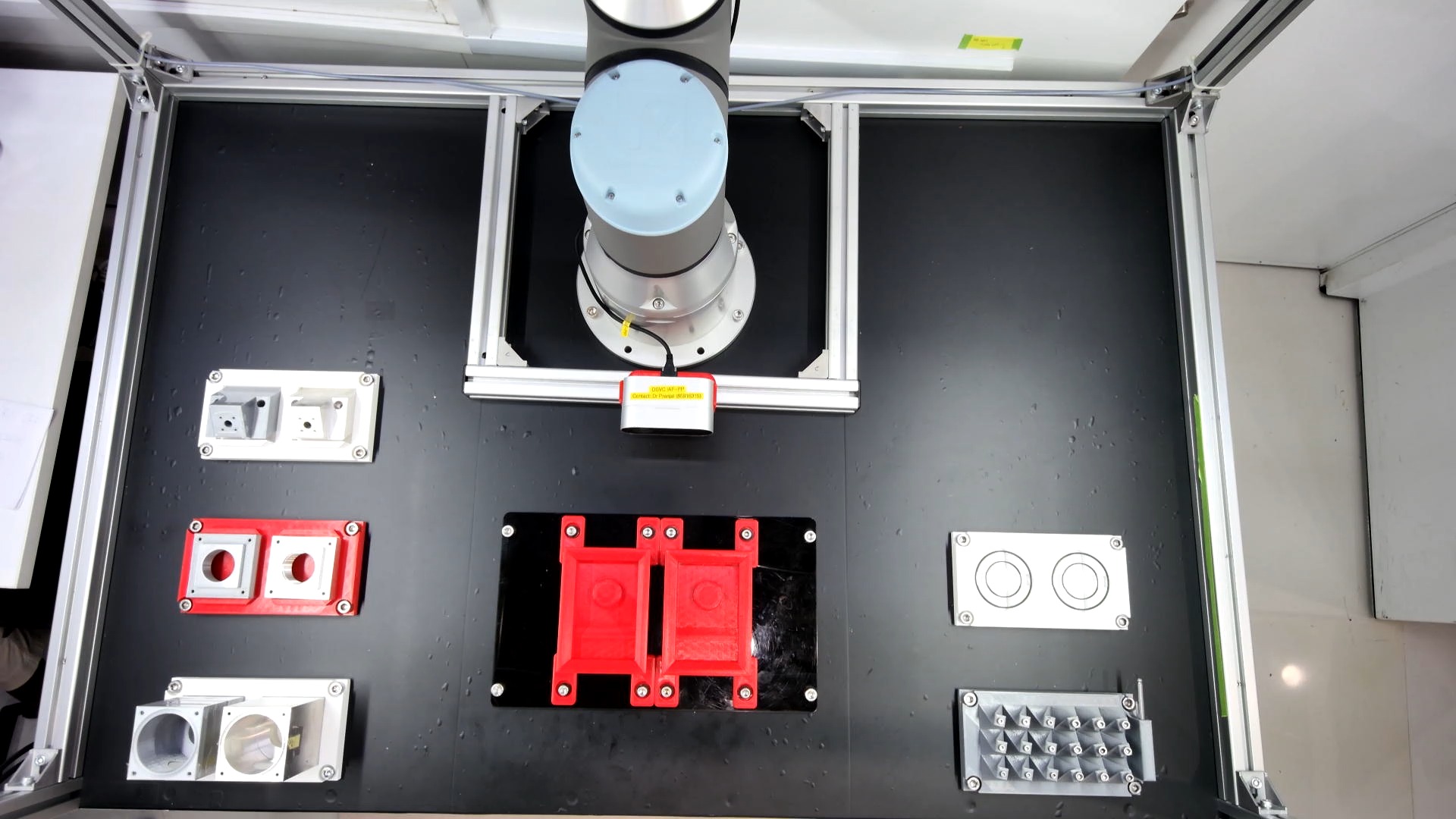 Unlabeled Object Detection Dataset by Low Effort Programming for Flexible Assembly Task