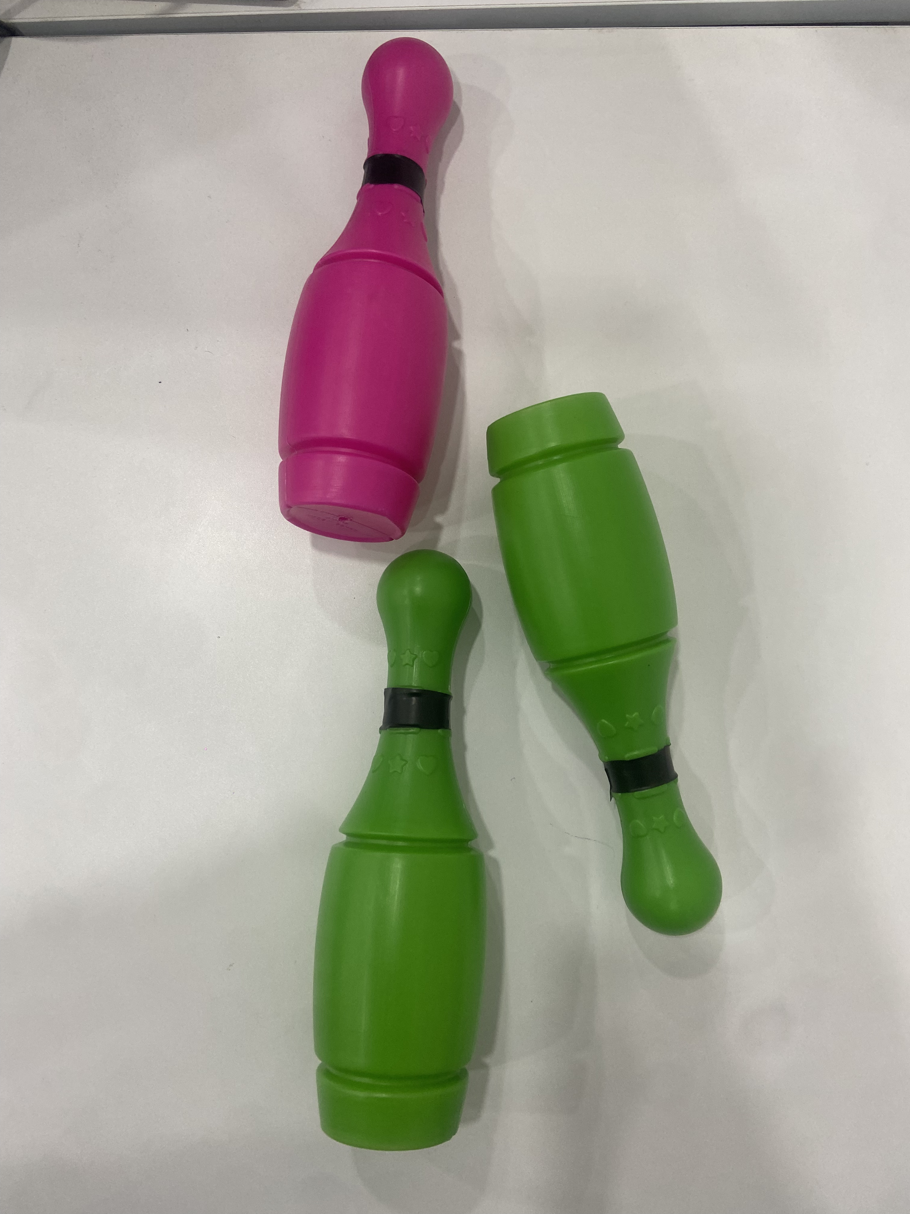 Fallen bowling pins detector Keypoint Detection Model by Industrial Robots