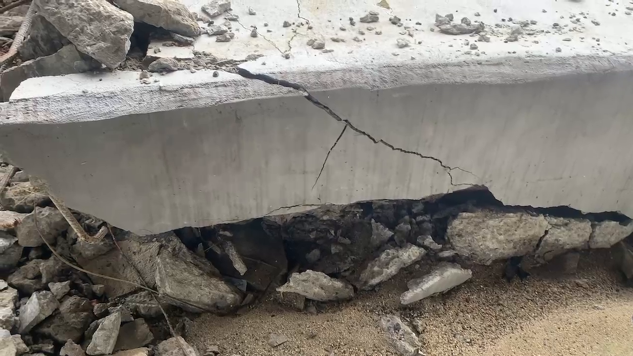 eunsil_crack Instance Segmentation Dataset by eunsil