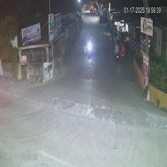 CH8 Normal Traffic Light 6PM - Roboflow Universe