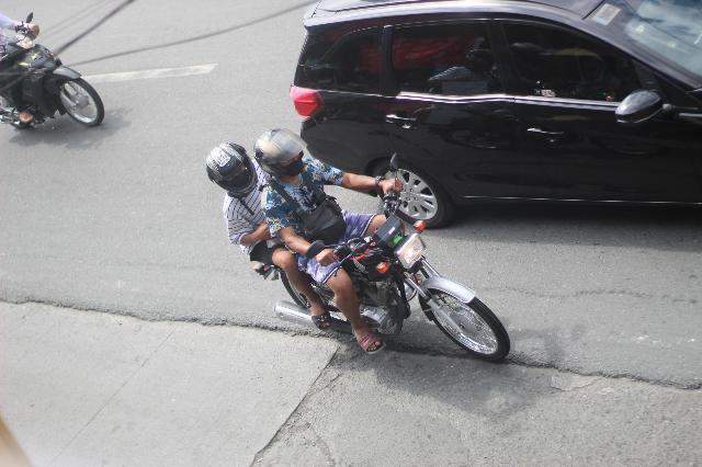 OpenFace 3k v2 Object Detection Dataset by Helmet v2