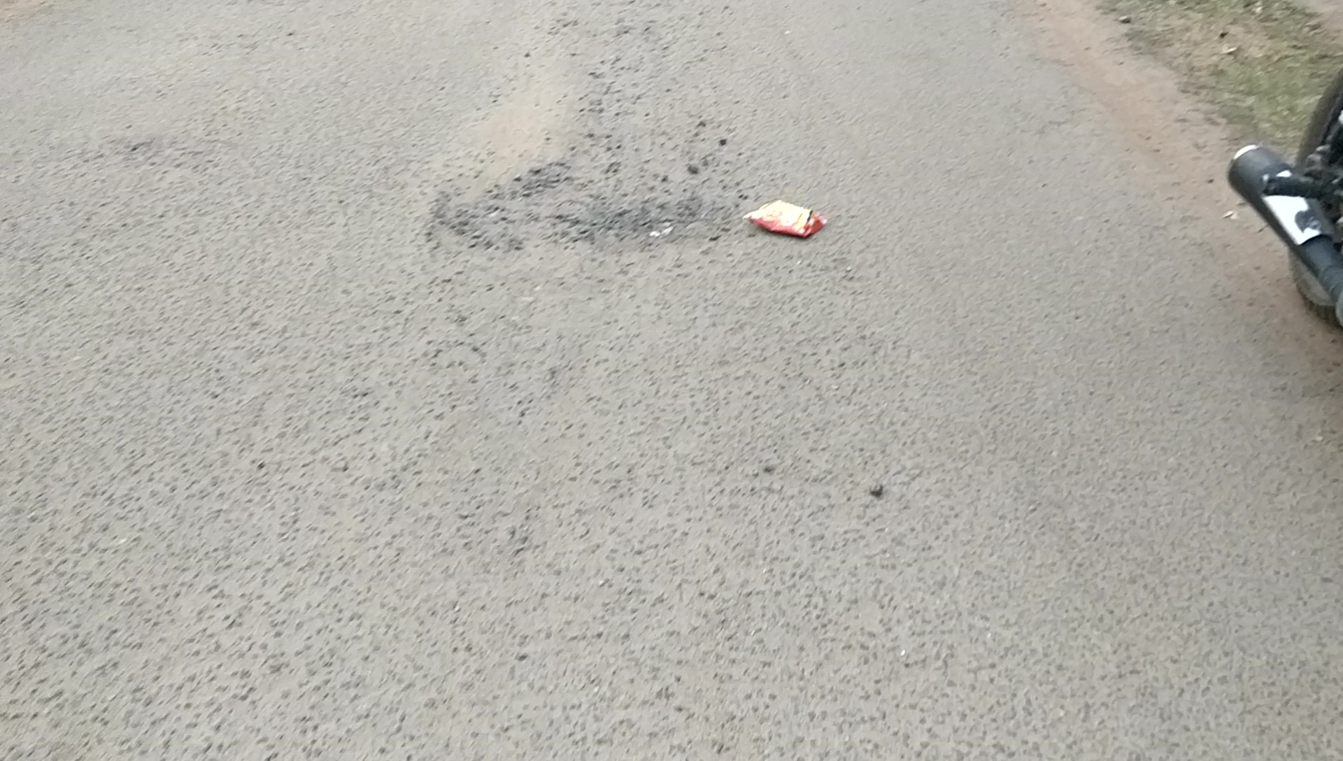 Pothole Detection for diverse terrain Object Detection Dataset and Pre ...