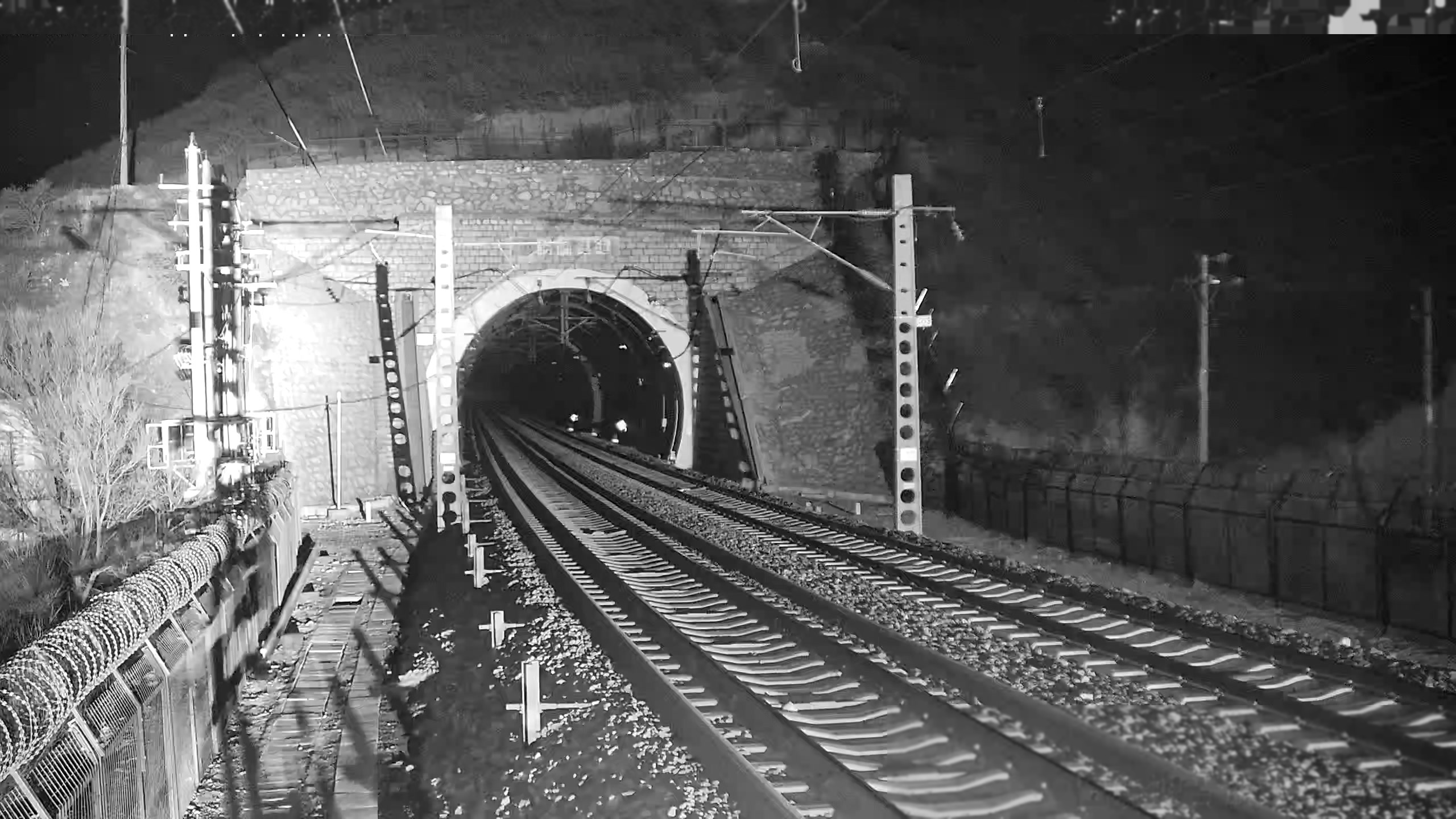 sum1 Instance Segmentation Dataset by cwxrailwaymask2900+