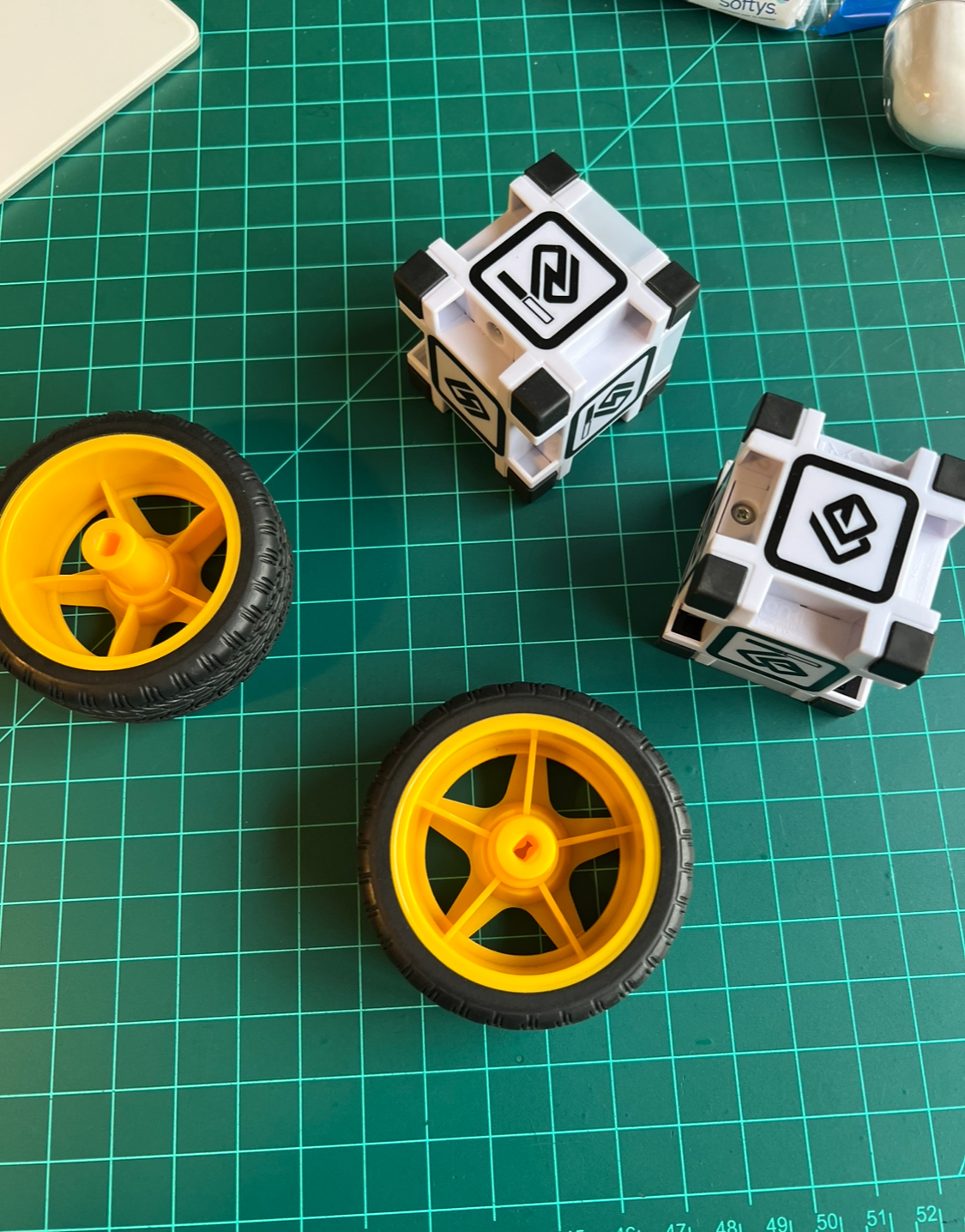 Box Versus Wheel Auto Dataset Object Detection Dataset And Pre Trained Model By Marcelo Rovai