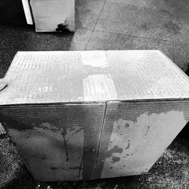 Damaged Parcel Detection Object Detection Dataset by NMD