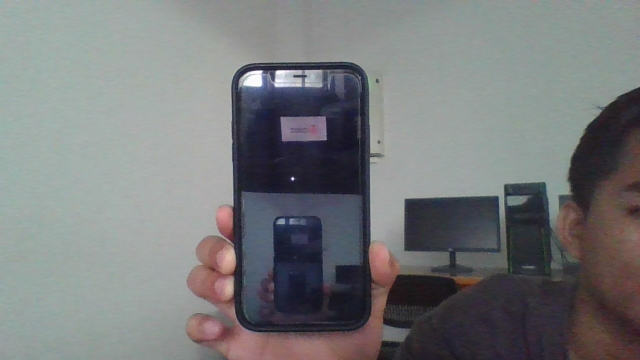 Handphone Detection Object Detection Model By Deteksi Ukuran Botol