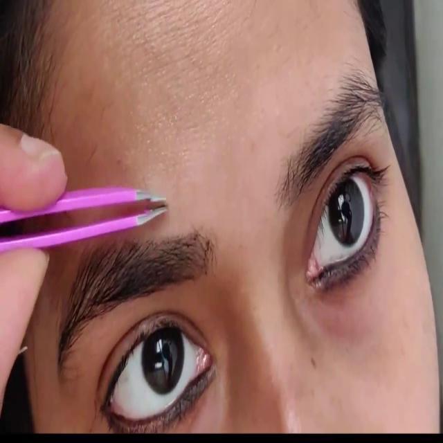 EyeBrow_removal Object Detection Dataset by Examroomai