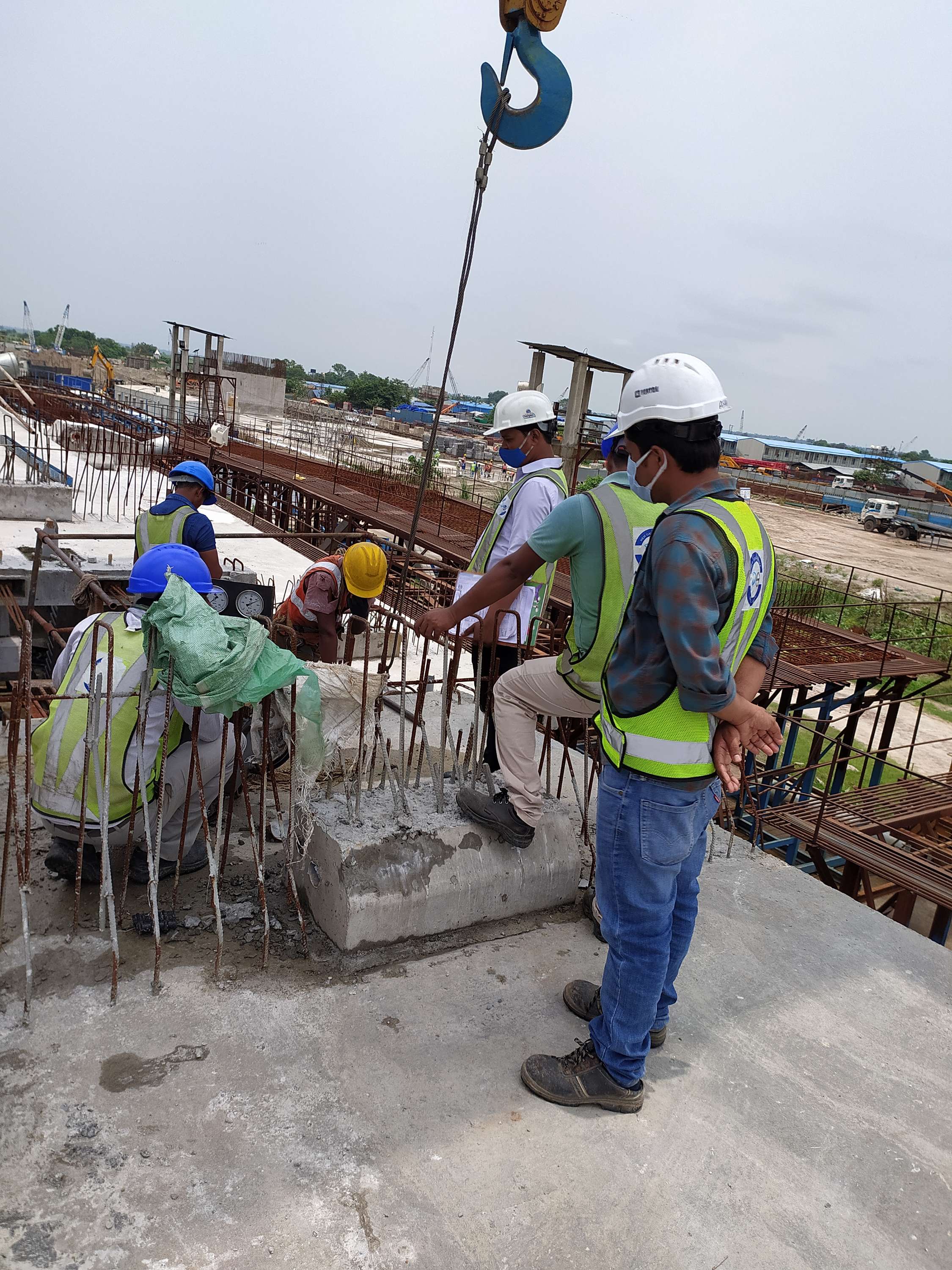 Construction Site Safety Object Detection Dataset (v2, 2024-06-12 11:44am) by Construction ...