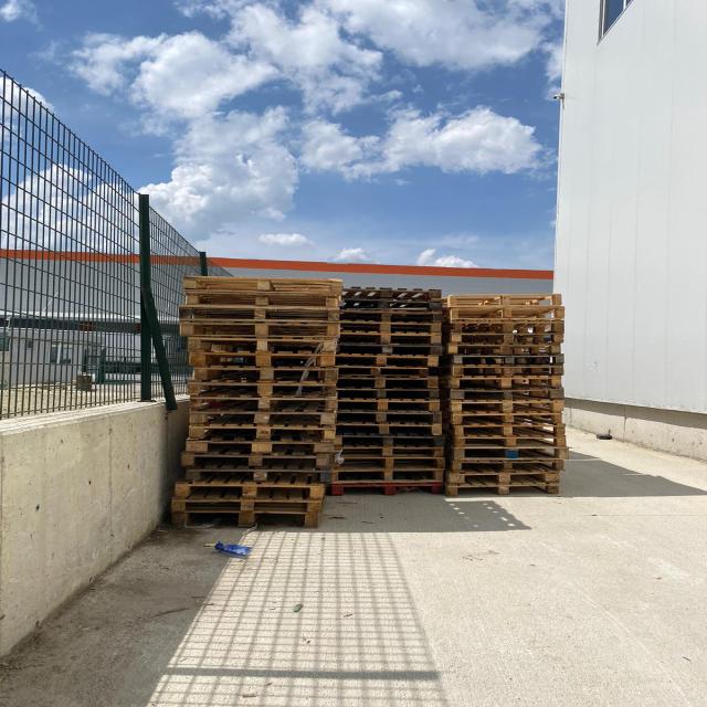 Euro_pallets Instance Segmentation Model by palletssegmentation