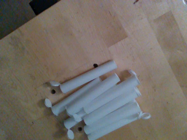 plastic-tubes-v1 Instance Segmentation Dataset and Pre-Trained Model by ...