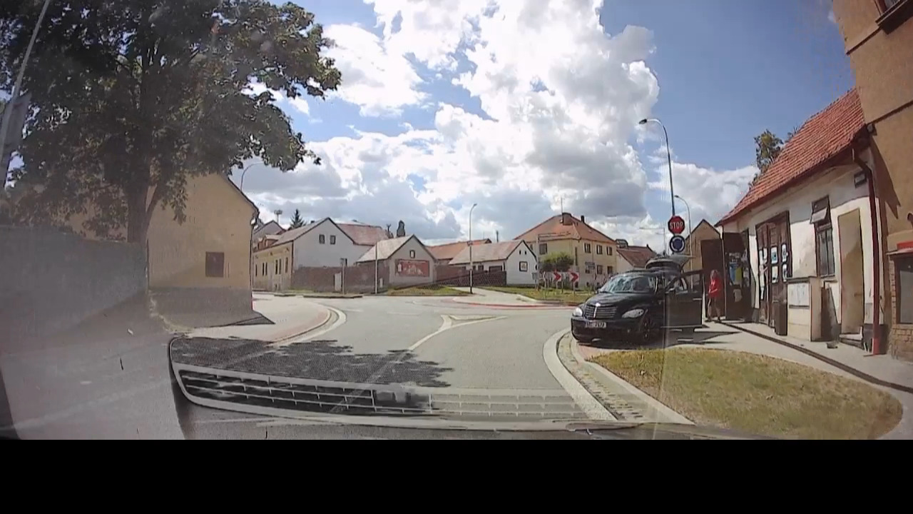 European road signs Object Detection Dataset by unBEARable