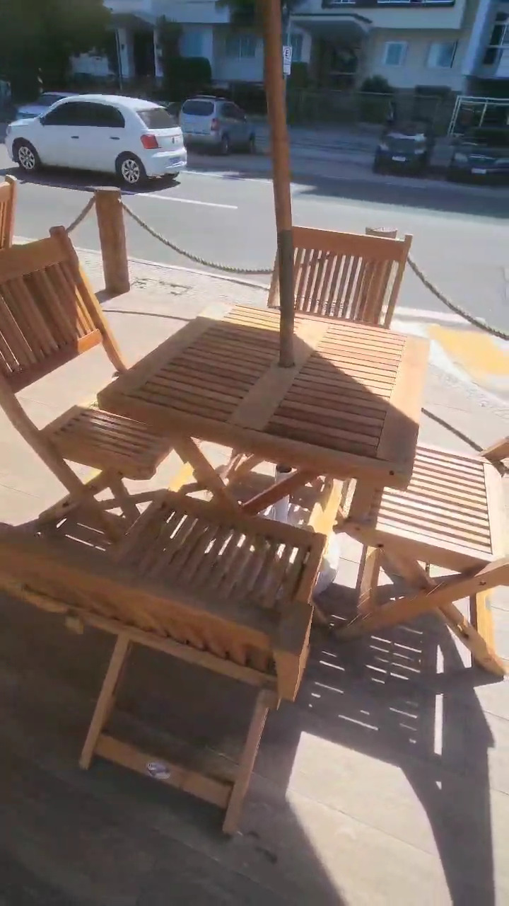 wooden-table Object Detection Dataset by Cervejas