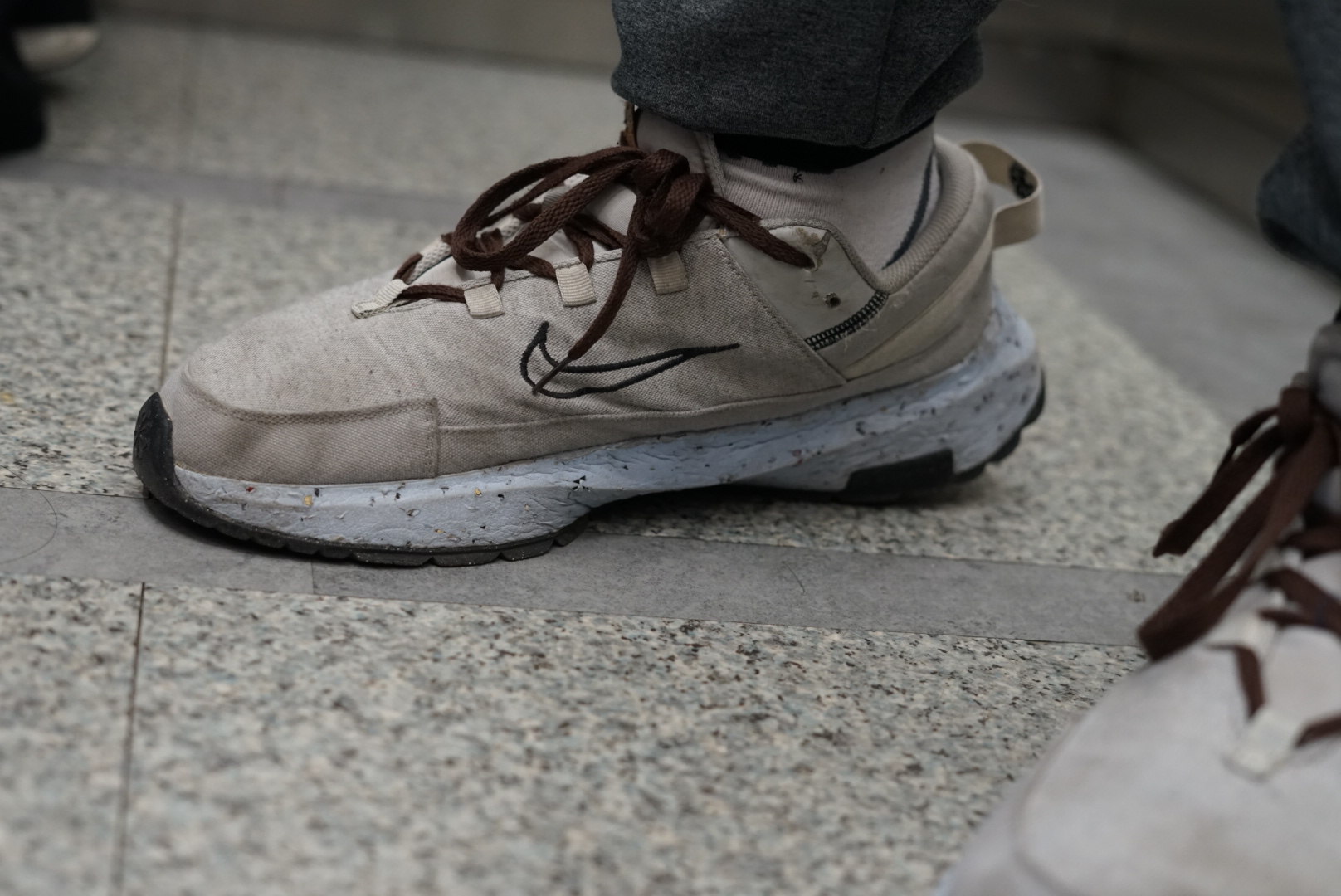 Shoe Identifying - Roboflow Universe