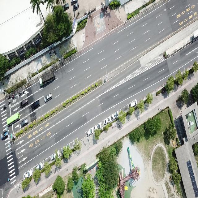 Roads Semantic Segmentation Dataset and Pre-Trained Model by Roads