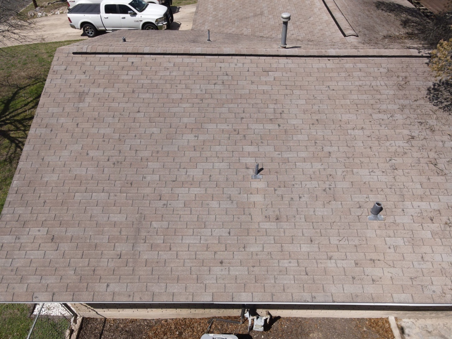 Roof Accesories Instance Segmentation Dataset and Pre-Trained Model by Presidio