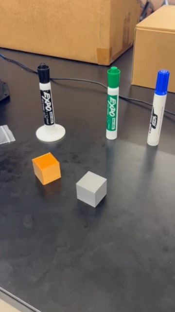 RobotObjects 2 Object Detection Dataset by RobotArm