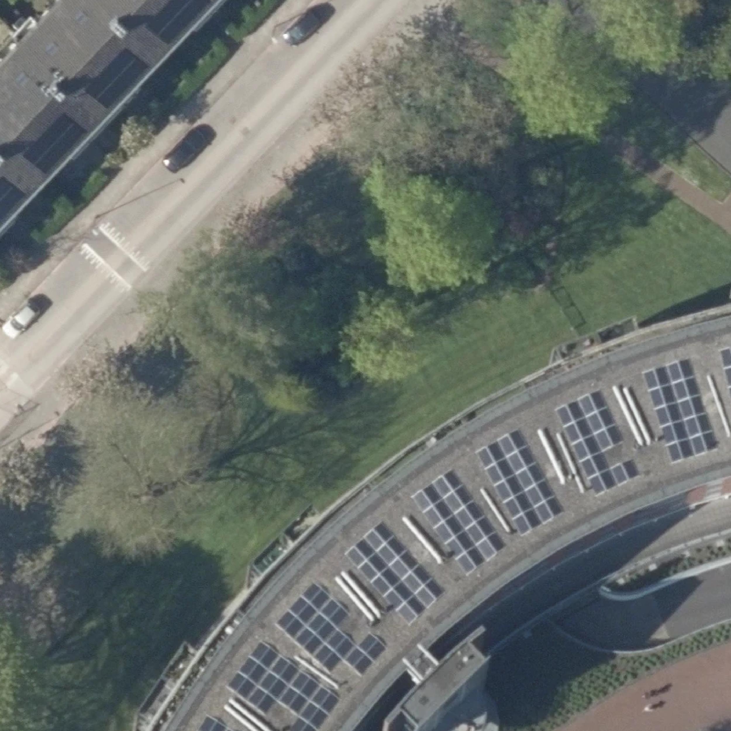 PVseg - High Zoom - NL - v3 Instance Segmentation Dataset and Pre-Trained Model by ElectaSolarV2