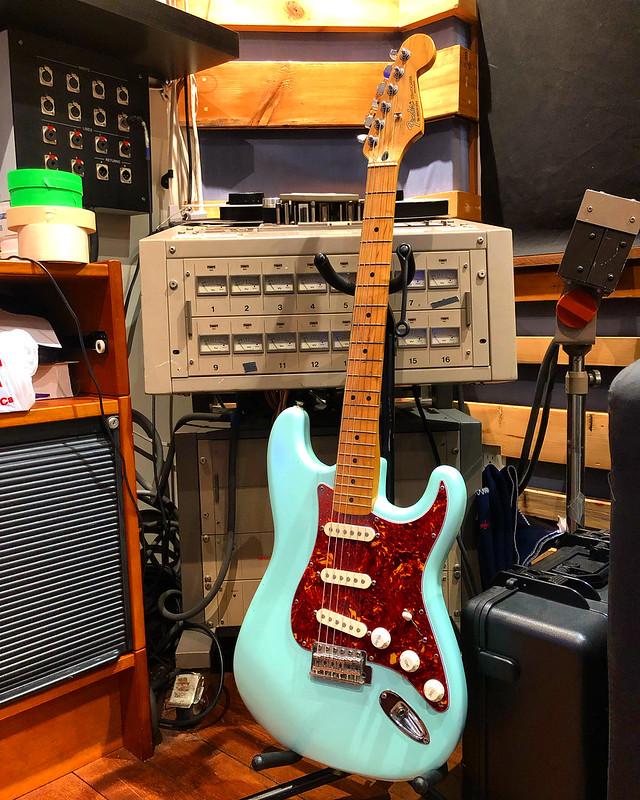 guitars-recognition-system Classification Model by University of Washington