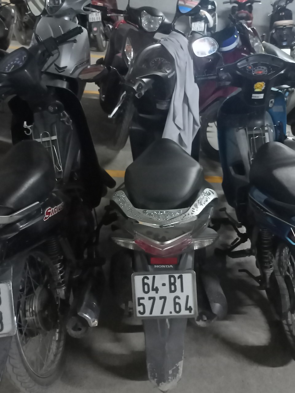 Detect-license-plate Object Detection Dataset and Pre-Trained Model by ... Detect-license-plate Object Detection Dataset and Pre-Trained Model by ...