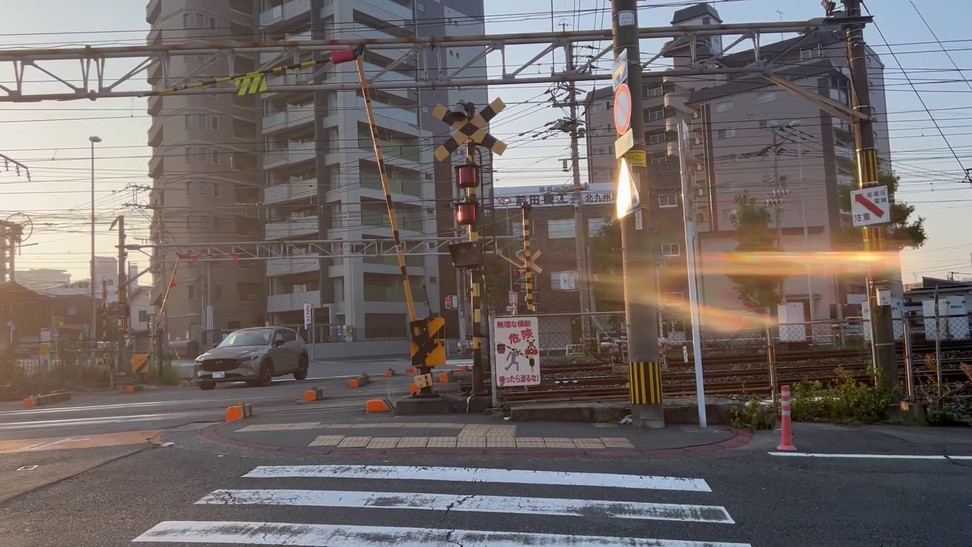 railroad crossing detect Object Detection Model by giricoooo