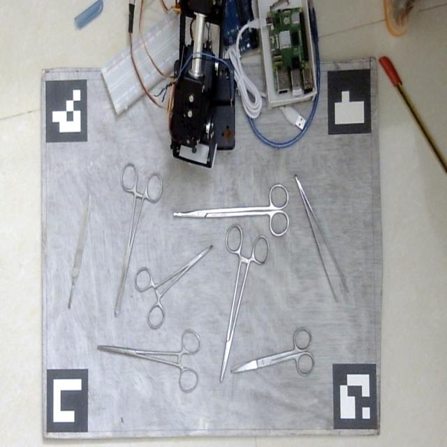Surgical Tools Object Detection Model by Test
