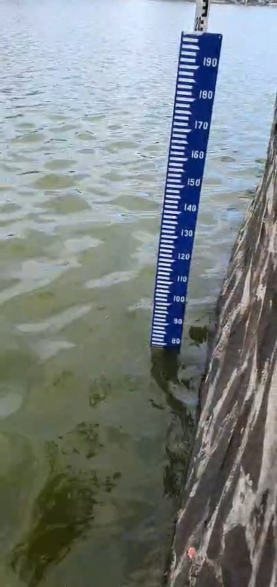 water level detection Object Detection Model (v6, addprivate_70-20-10 ...