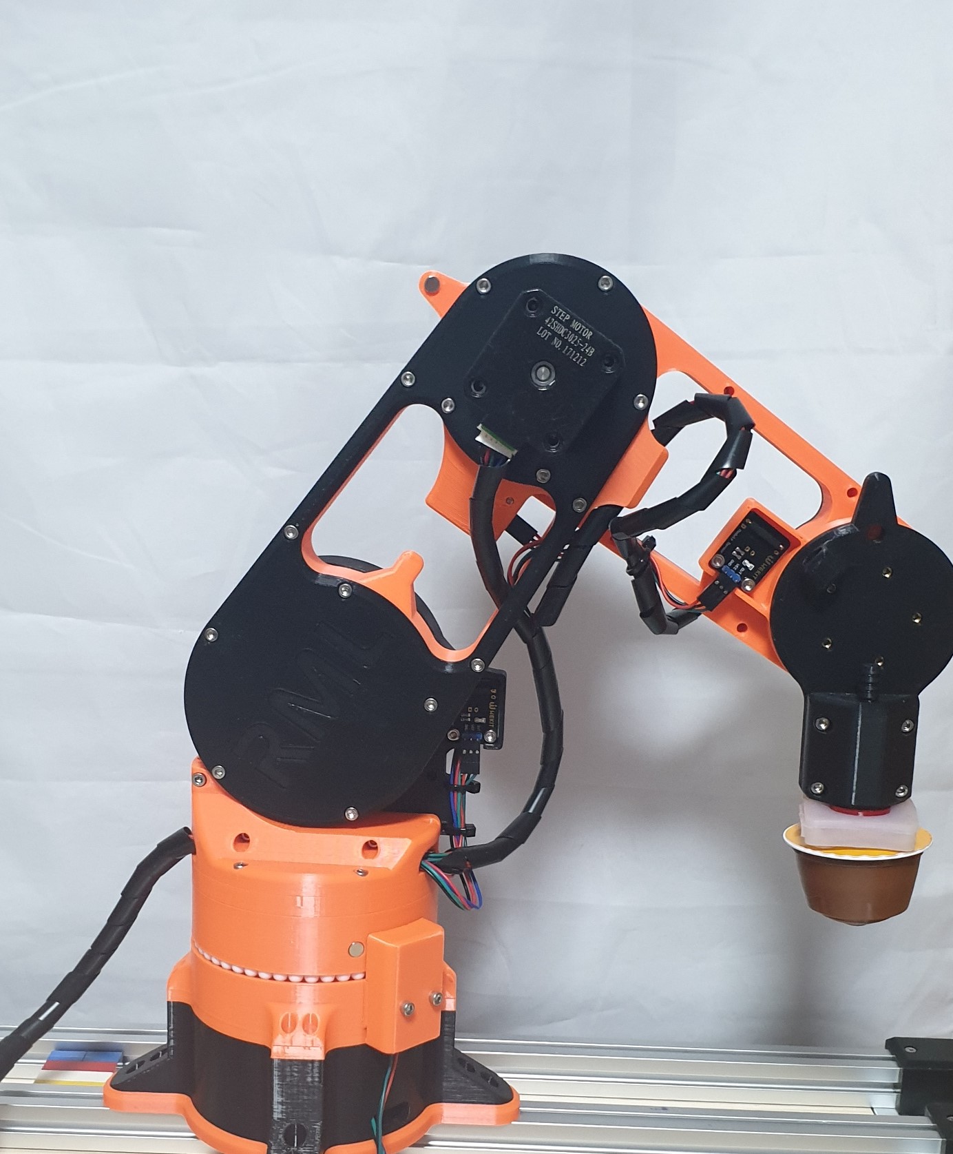 Soft Gripper Gripping Detection 2 Object Detection Dataset By Mlclass